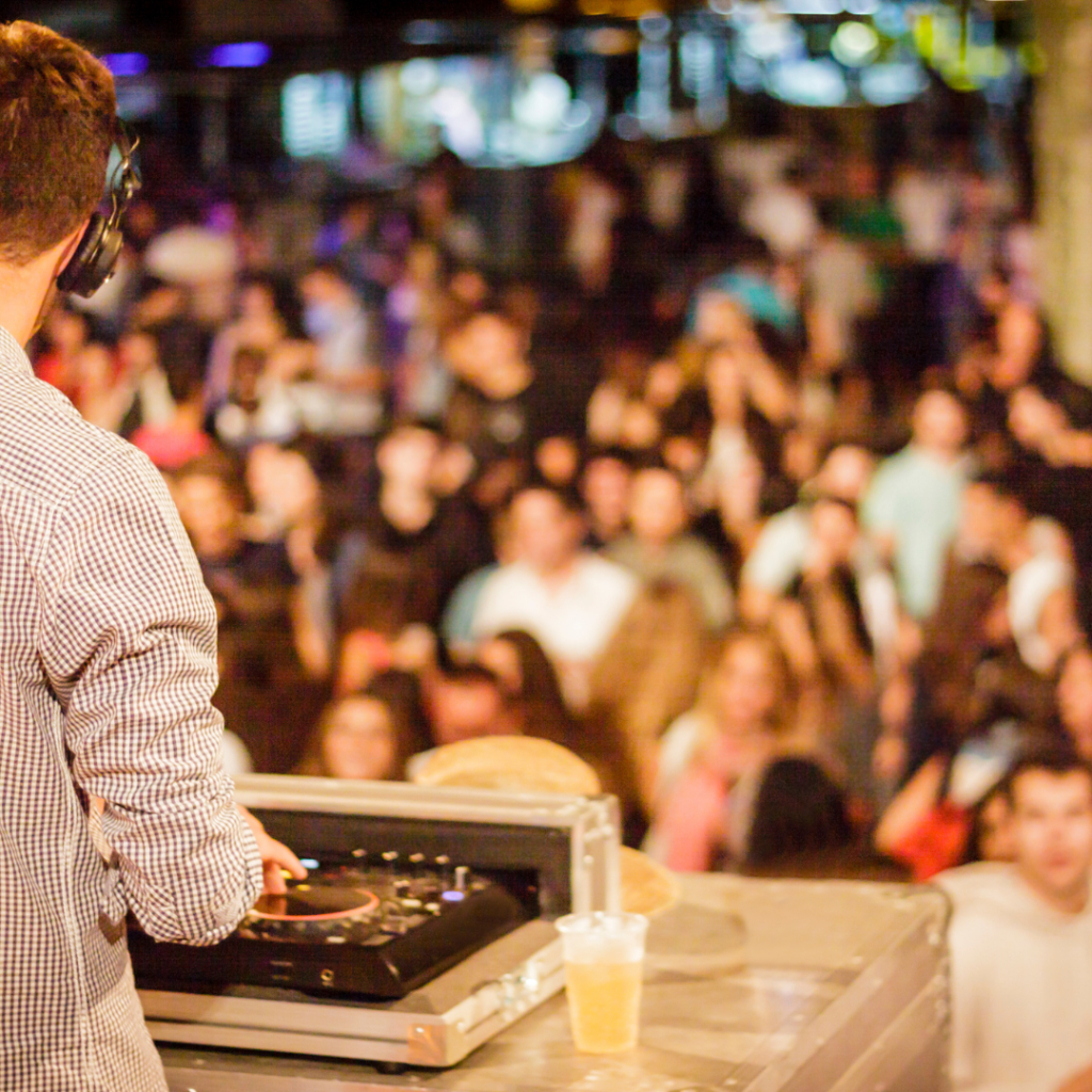 DJ & Sound Services for Events - VNV Luxury Events